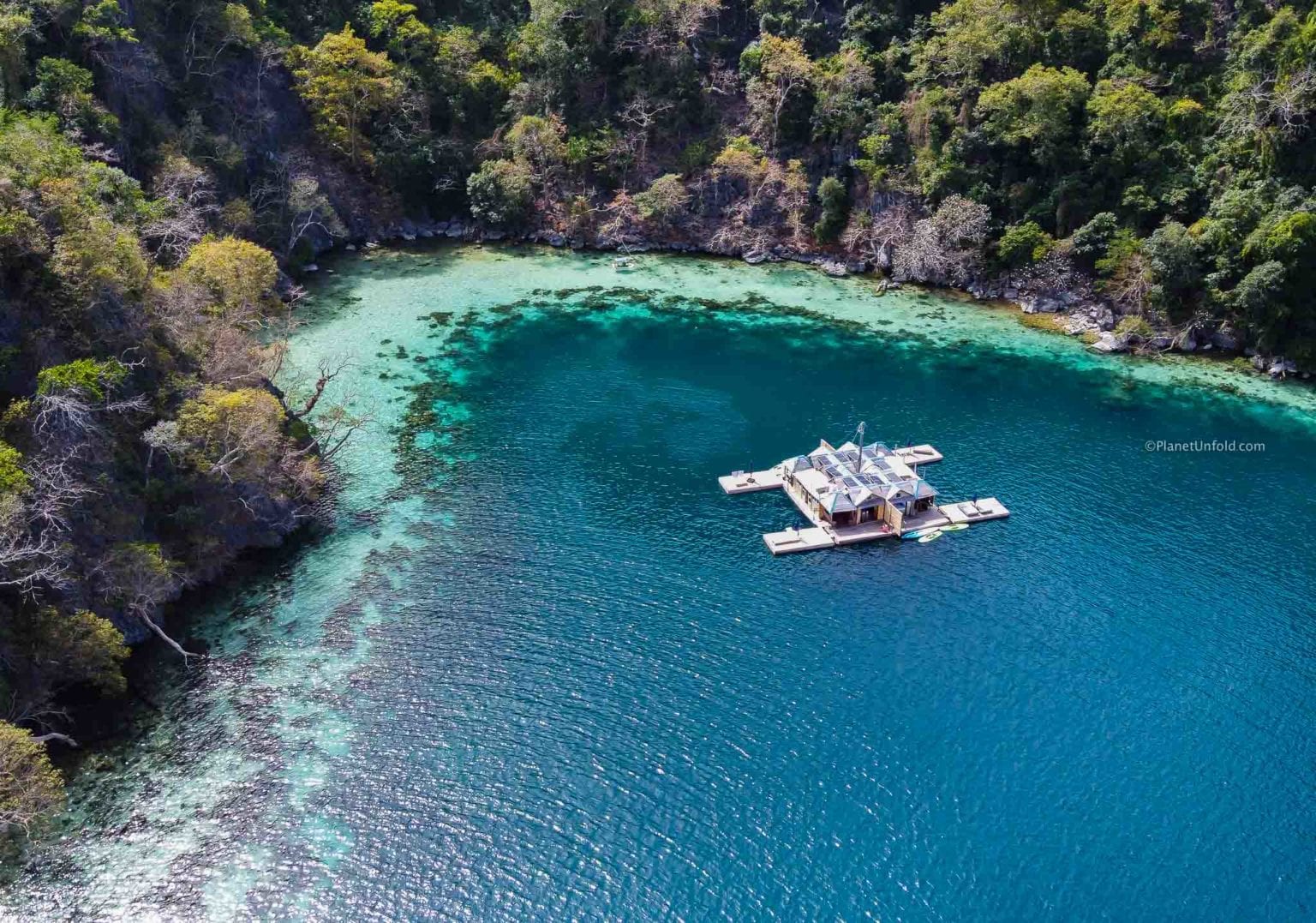 An Epic Coron Island Houseboat Stay | Planet Unfold